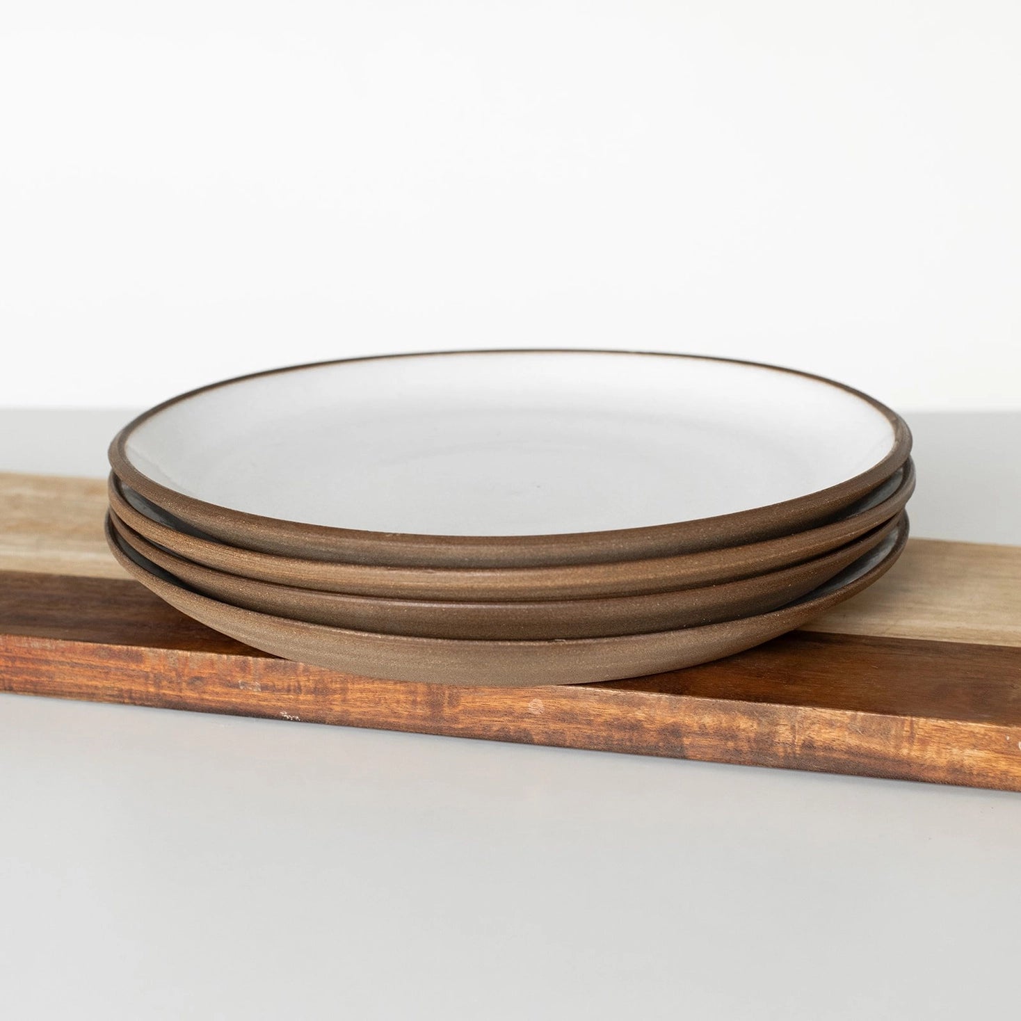 Minimalist Plate – DS Goods